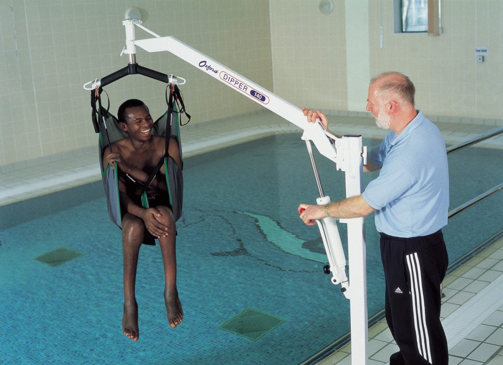 BEST OXFORD DIPPER POOL HOIST in Ireland - MMS Medical