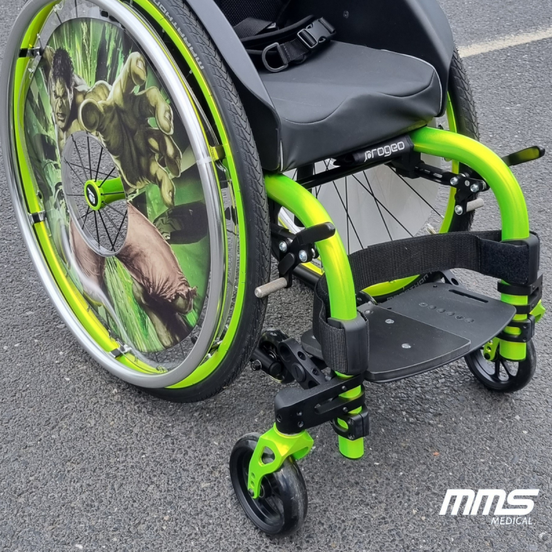 Incredible Chair for Hulk Mad fan - MMS Medical